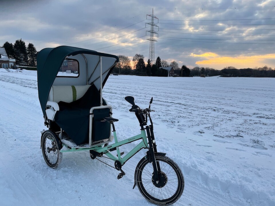E-Rikscha – Für Senior:innen, romantische Events & grüne Mobilität