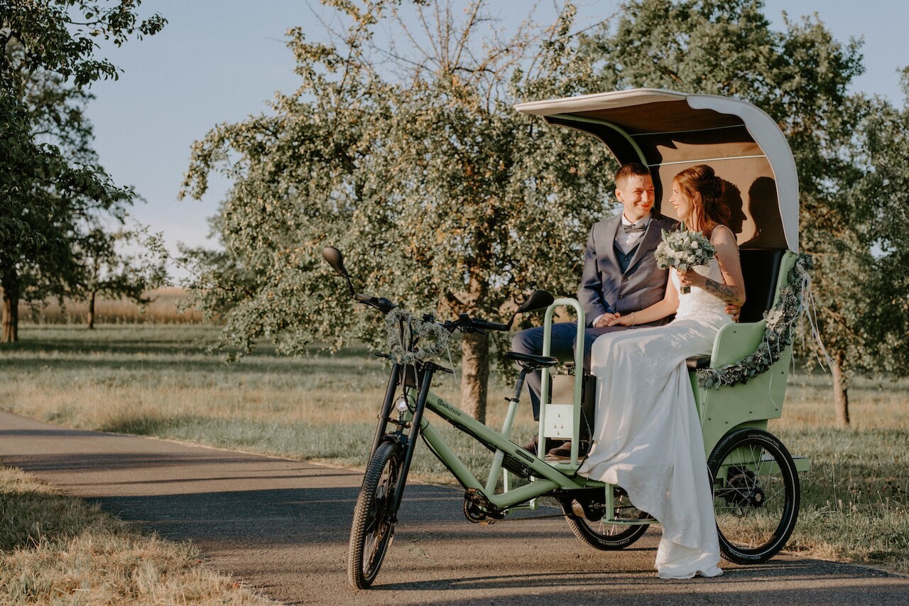 E-Rikscha – Für Senior:innen, romantische Events & grüne Mobilität