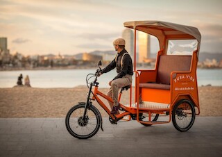 E-Rikscha – Für Senior:innen, romantische Events & grüne Mobilität